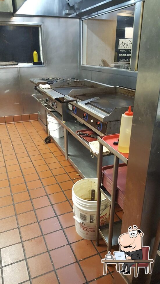 Pi's Asian Express, Midland - Restaurant menu, prices and reviews