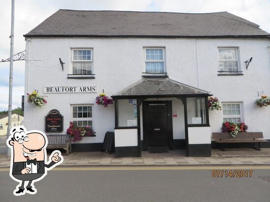 Menu at The Beaufort pub & bar, Gilwern