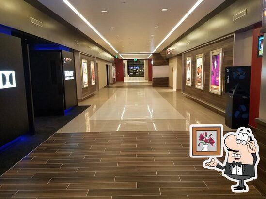 Cinemark Dallas XD and IMAX, Dallas - Restaurant menu, prices and reviews