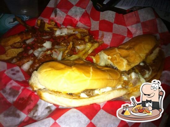 Val's Bar & Grill, 503 Porter Ave in Ocean Springs - Restaurant reviews