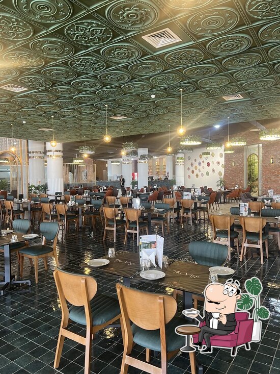 The View 360, Mohammedia - Restaurant menu, prices and reviews