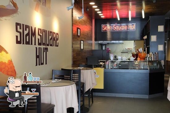 Siam Square Hut in Toronto - Restaurant menu and reviews