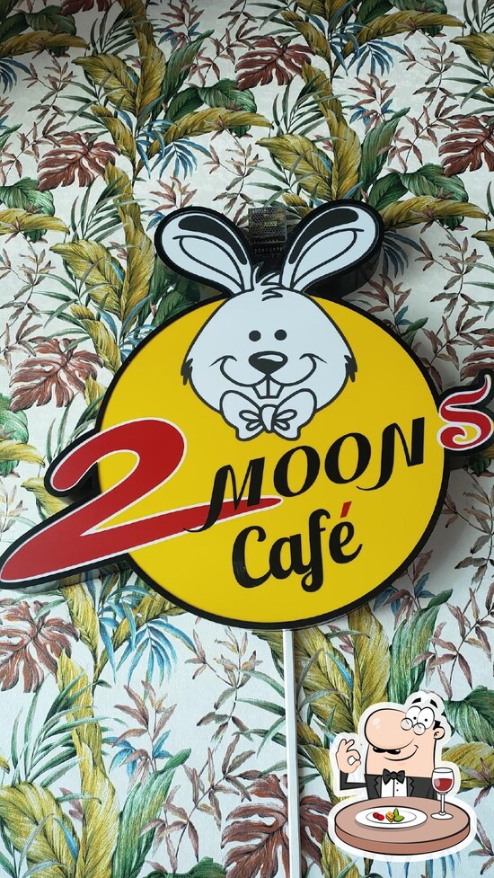 Menu at 2 moons cafe, Map Ta Phut