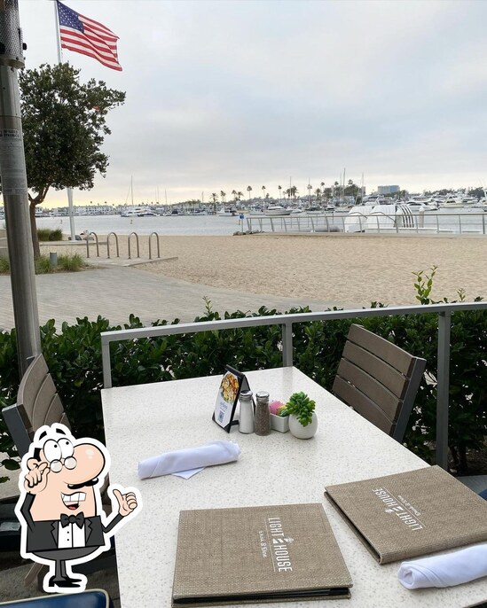 Lighthouse Cafe, Newport Beach - Restaurant menu, prices and reviews