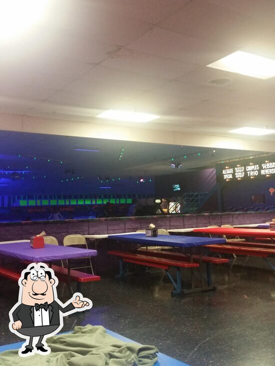 Skate Estate in Vestal - Restaurant reviews