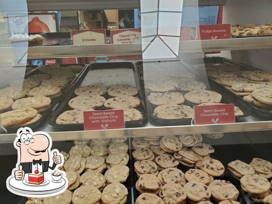 Mrs Fields Cookies, 239 Los Cerritos Center Space 9020 in Cerritos ...