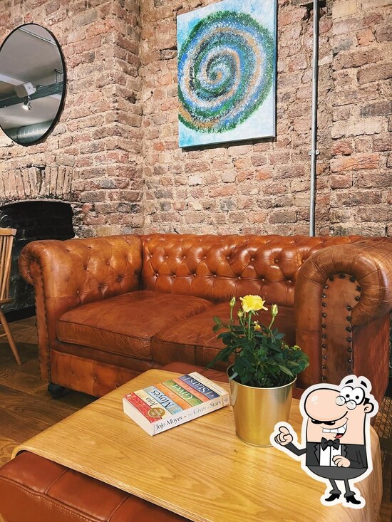 DNA Café Bar, London - Restaurant menu, prices and reviews