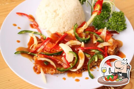 Menu at Ayam geprek UGM cabang Godean, Balecatur