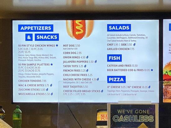 10 Pin Cafe & Lounge, Coronado - Restaurant menu, prices and reviews