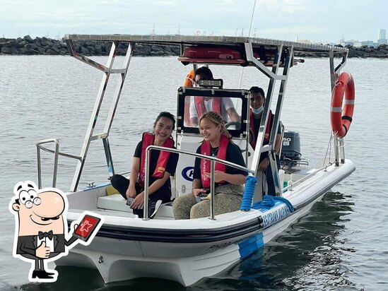 Yacht Infinity Garden by the Bay, Pasay - Restaurant reviews