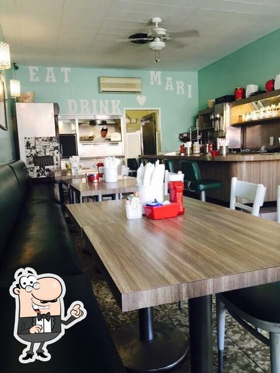 Mari Cafe and Grill, Beverly Hills - Restaurant menu, prices and reviews
