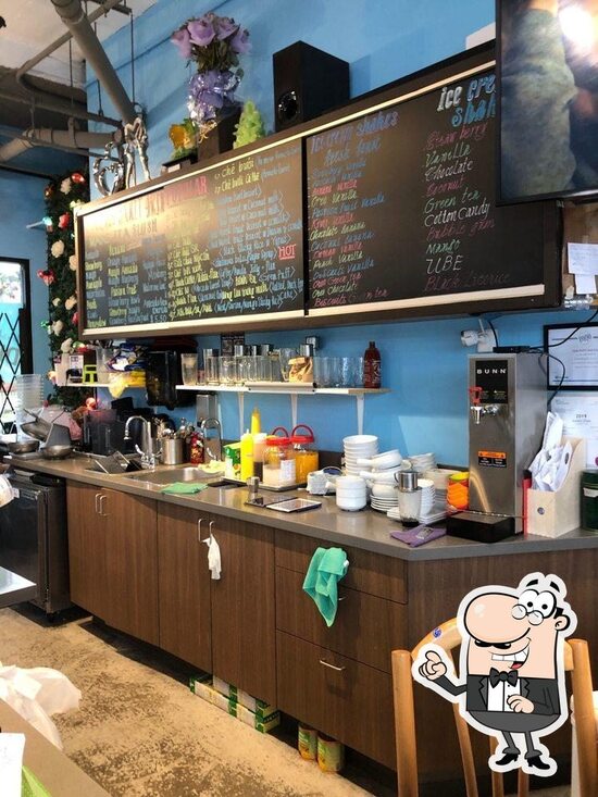Tina Cake Desserts, 2528 Kingsway in Vancouver - Restaurant reviews