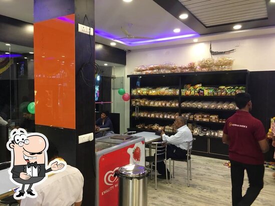 Sri Ujwala Bakers, Hyderabad, 9 10 - Restaurant reviews