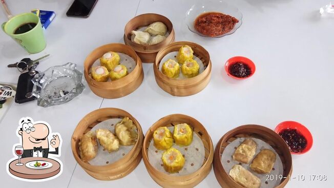 Menu at Mikirin Dimsum restaurant, Bandung