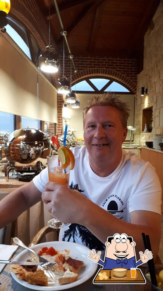 Diamond Village & Suites, Hersonissos - Restaurant reviews