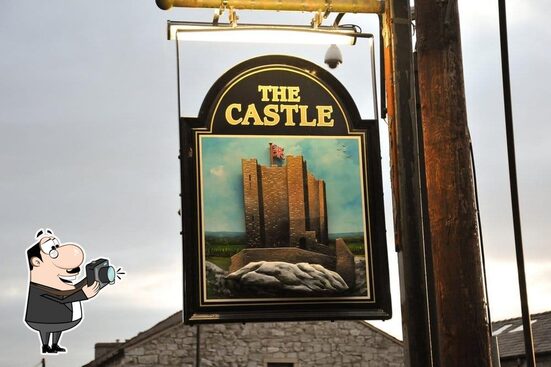 Menu at The Castle Pub Clitheroe, Clitheroe