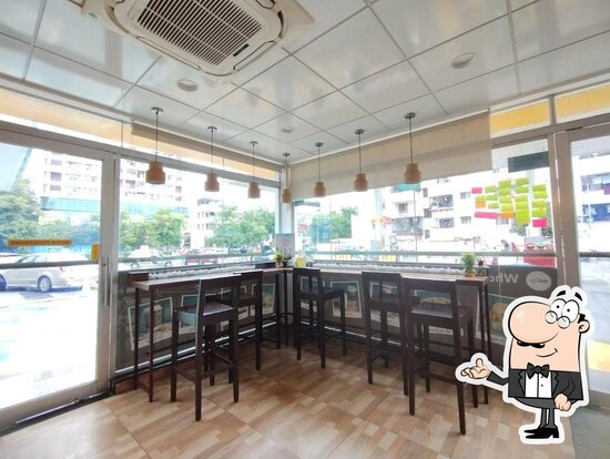 Shell Petrol Pump - Sus, Pune, Sus Ln - Restaurant reviews