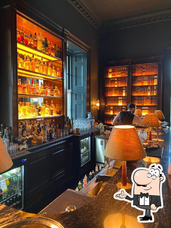 Churchill Bar, Slough - Restaurant menu, prices and reviews