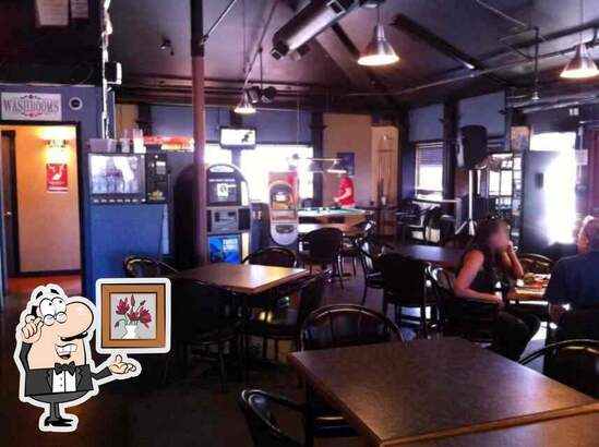 Menu at Walnut Grove Pub & Bistro, Langley Township, 88 Ave