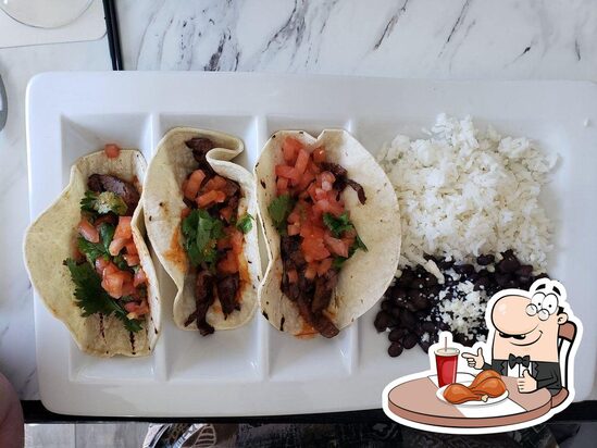Menu at Francisco's Kitchen & Cantina pub & bar, Lake Stevens