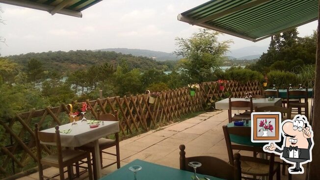 Les Arbousiers, Tanneron - Restaurant menu, prices and reviews