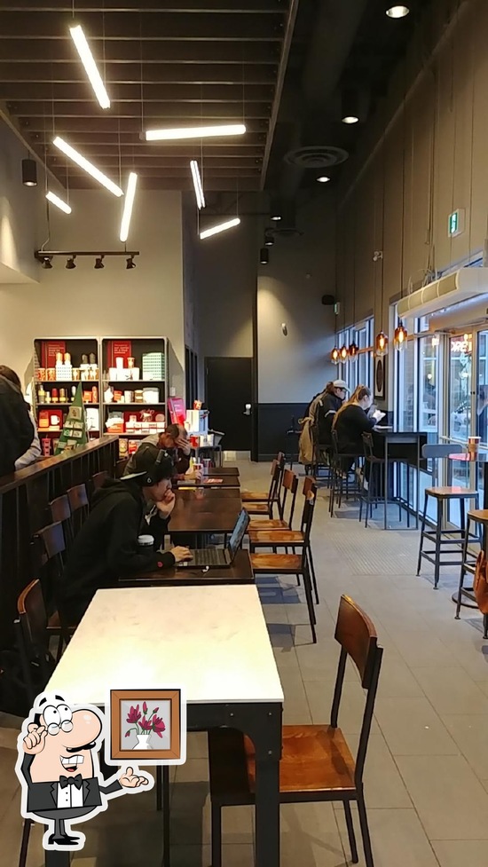 Starbucks, 135 Rutland Rd N in Kelowna - Restaurant reviews