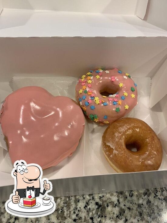Dilly Donuts in Iowa Colony - Restaurant reviews