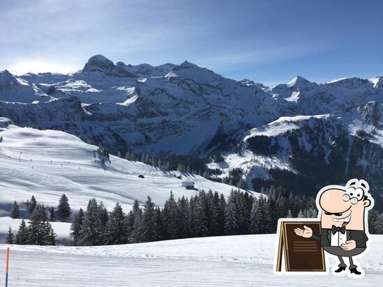 Ötzi - Bar Lenk, Lenk im Simmental, Standweg 69 - Recensioni del ristorante