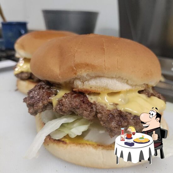 J J's Jumbo Burgers in Portales - Restaurant menu and reviews