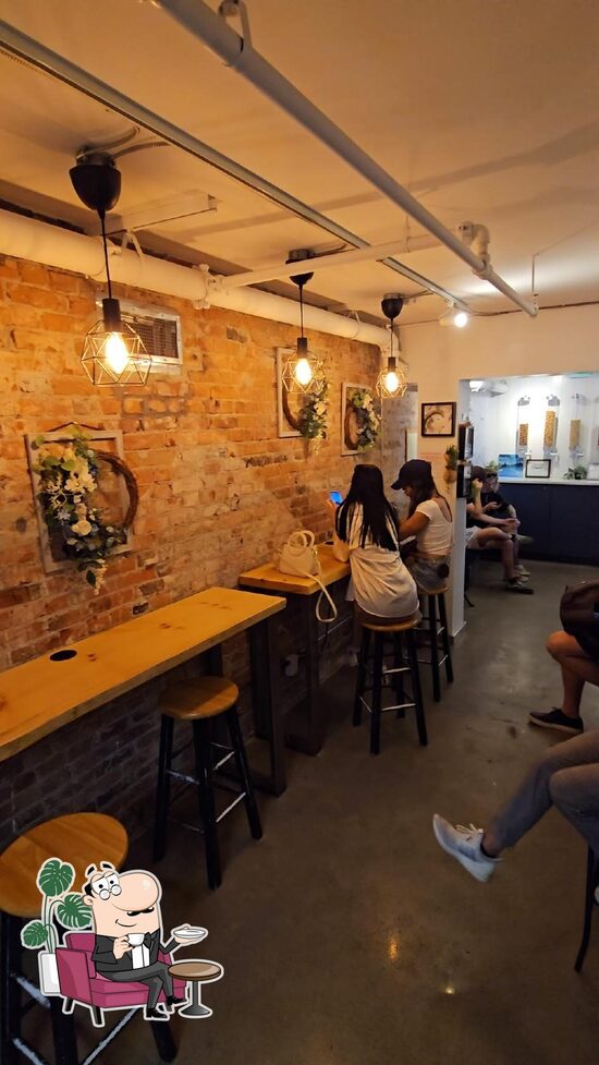 Nuttea Alberta, Edmonton - Restaurant menu, prices and reviews