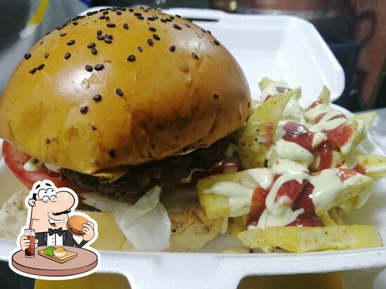Restaurante Dakota's Bacon Burger, Tacna