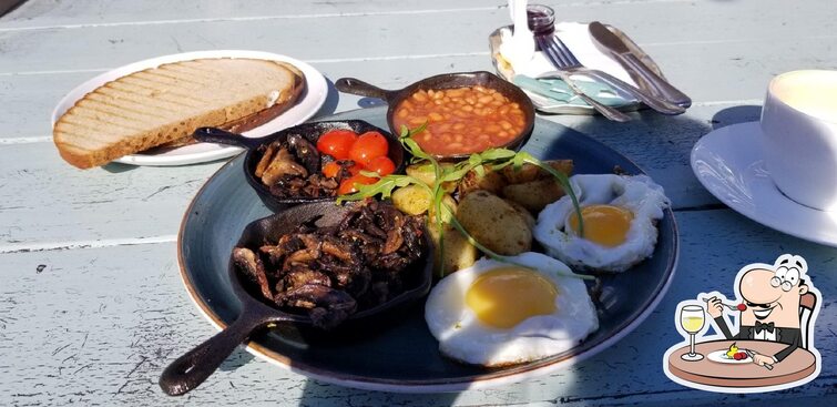 Life Grand Cafe Waterfront, Cape Town, 2 Pierhead Road - Restaurant reviews