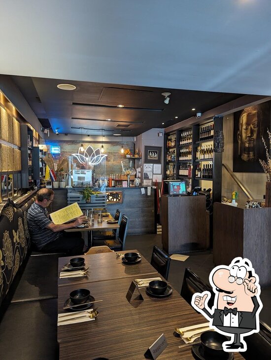 Pii Nong Thai, Toronto, Eglinton - Restaurant menu, prices and reviews