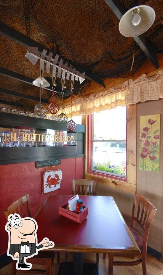 The Upper Deck - Craft Beer - Terrace/Outdoor Dining - Lobster Rolls ...