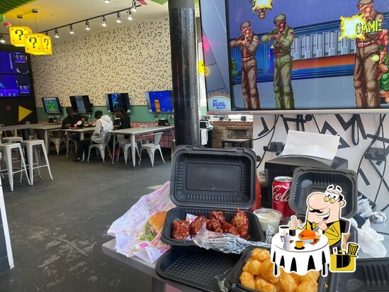 8-Bit Bites, 967 Bedford Ave in New York City - Restaurant reviews