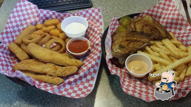 Hearty Platter, Tomah - Restaurant menu, prices and reviews