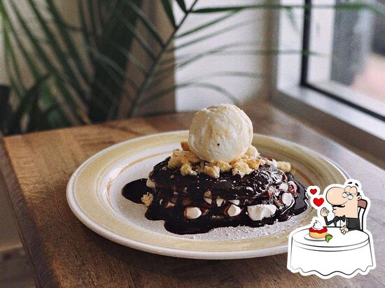 Dear Daisy in Forestville - Restaurant menu and reviews