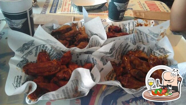 Comida rápida Wingstop San Ángel, Ciudad de México, Av. Insurgentes Sur ...