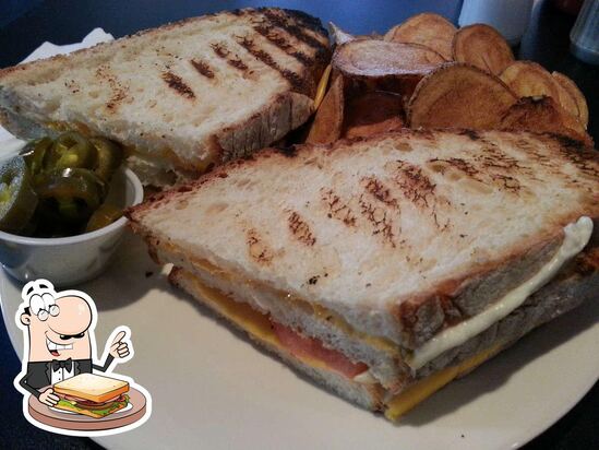 Safe House Bar & Grill in Crown Point - Restaurant menu and reviews