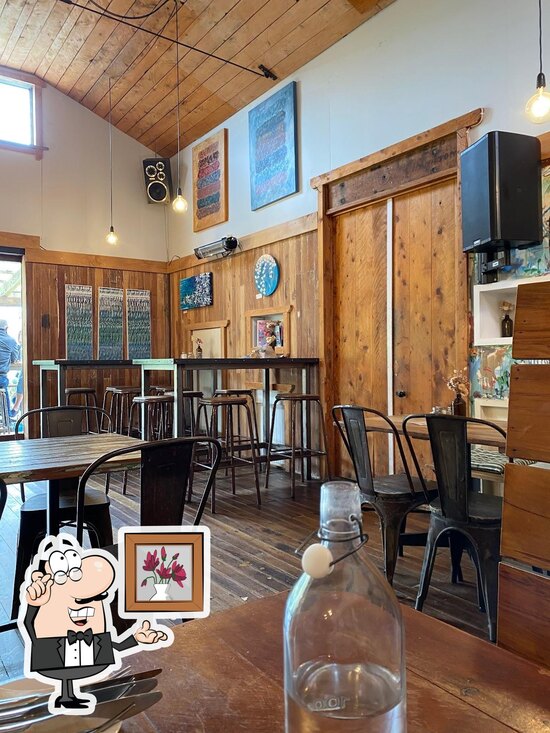 Cala Raglan, Raglan - Restaurant menu, prices and reviews