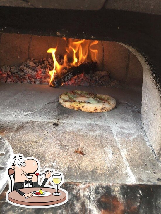 Crust Woodfired Pizza, Buena Vista - Restaurant menu, prices and reviews