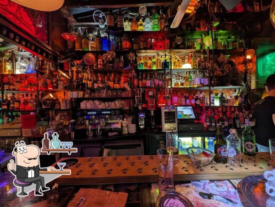 Café Bar Capitán Haddock, Salamanca - Menú del restaurante, precios y ...