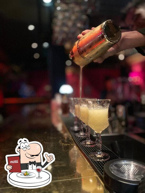 One Two Two Bar Club, Bangkok - Restaurant reviews
