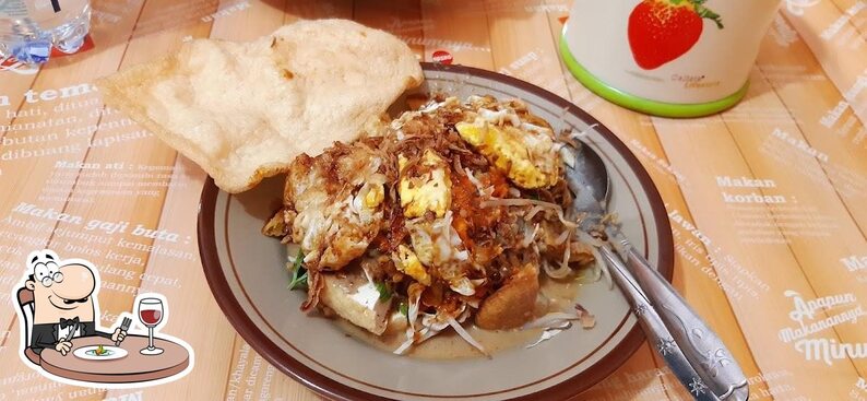 Menu at Tahu Gimbal PAK Tomo restaurant, Semarang, Jl. Kelud Raya No.47a