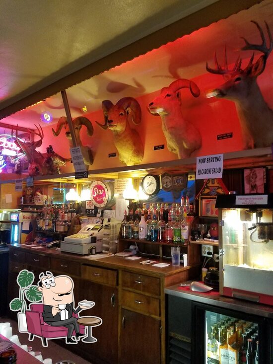 Paul's Tavern, Dubuque - Restaurant menu, prices and reviews
