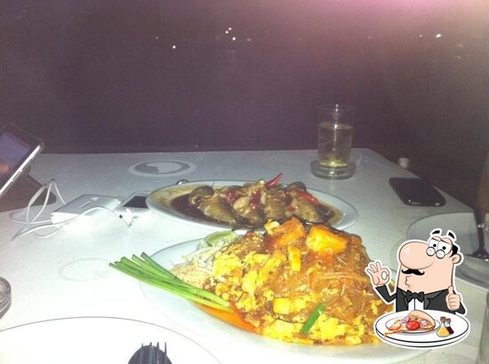 Restaurante Baan Khun Tawee, Lat Yai, ถนนปทุมมาลัย - Carta del ...