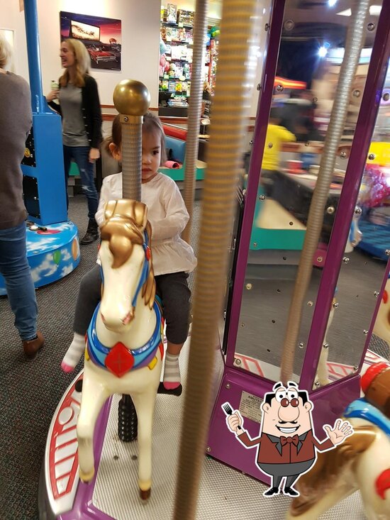 Chuck E. Cheese, Cambridge - Menú del restaurante, precios y reseñas
