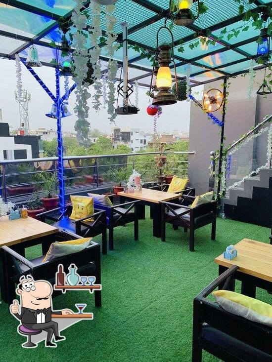 Menu at Montana Cafe and Lounge, Lucknow, 4/489, Virat Khand Road