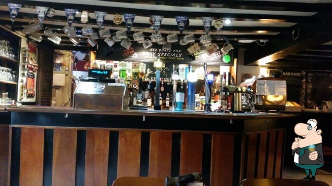 The Jubilee Pub Kempton Park Sunbury On Thames in Sunbury-on-Thames ...