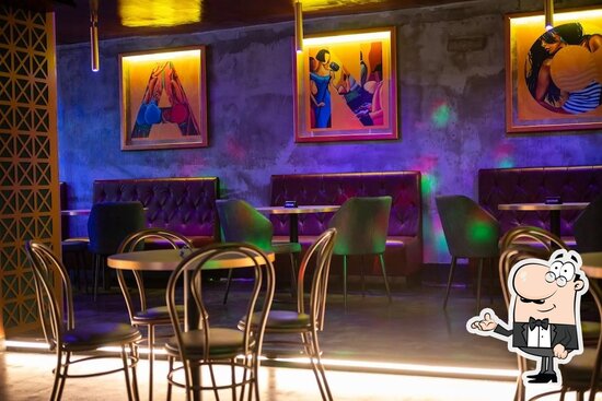 Six Dancing Bar, Faro - Restaurant menu and reviews